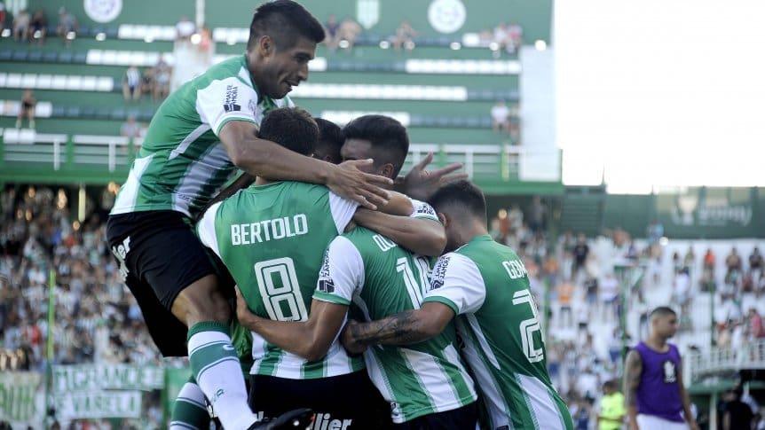 Banfield confirma un brote de coronavirus en la previa del partido ...