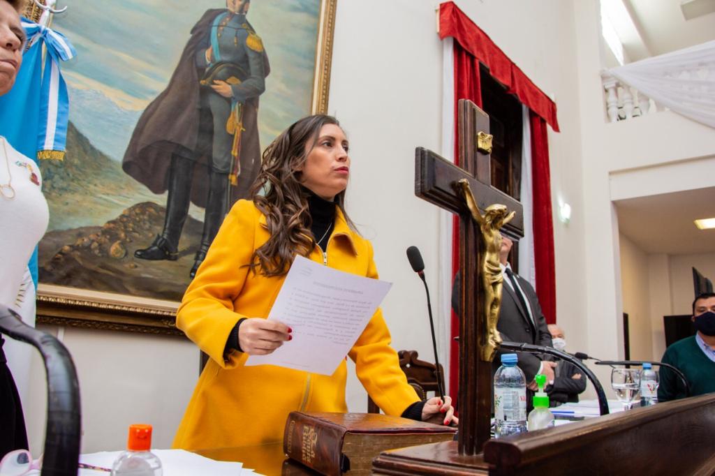 Florencia López asumió como vicepresidenta del ParlaNOA