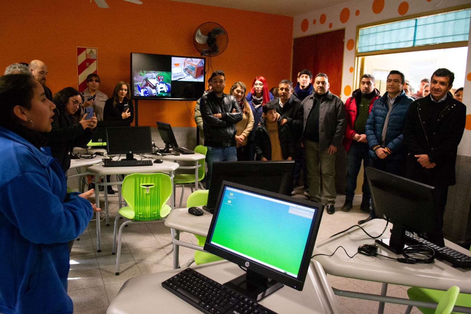 El Gobierno inauguró un Aula Maker en el Colegio Provincial N° 9