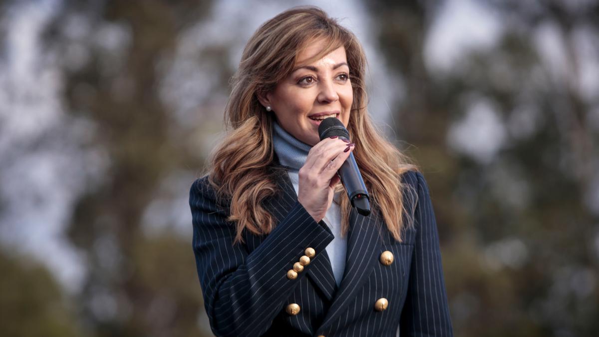 Royon puso a disposición su renuncia y le deseó "el mayor de los éxitos ...