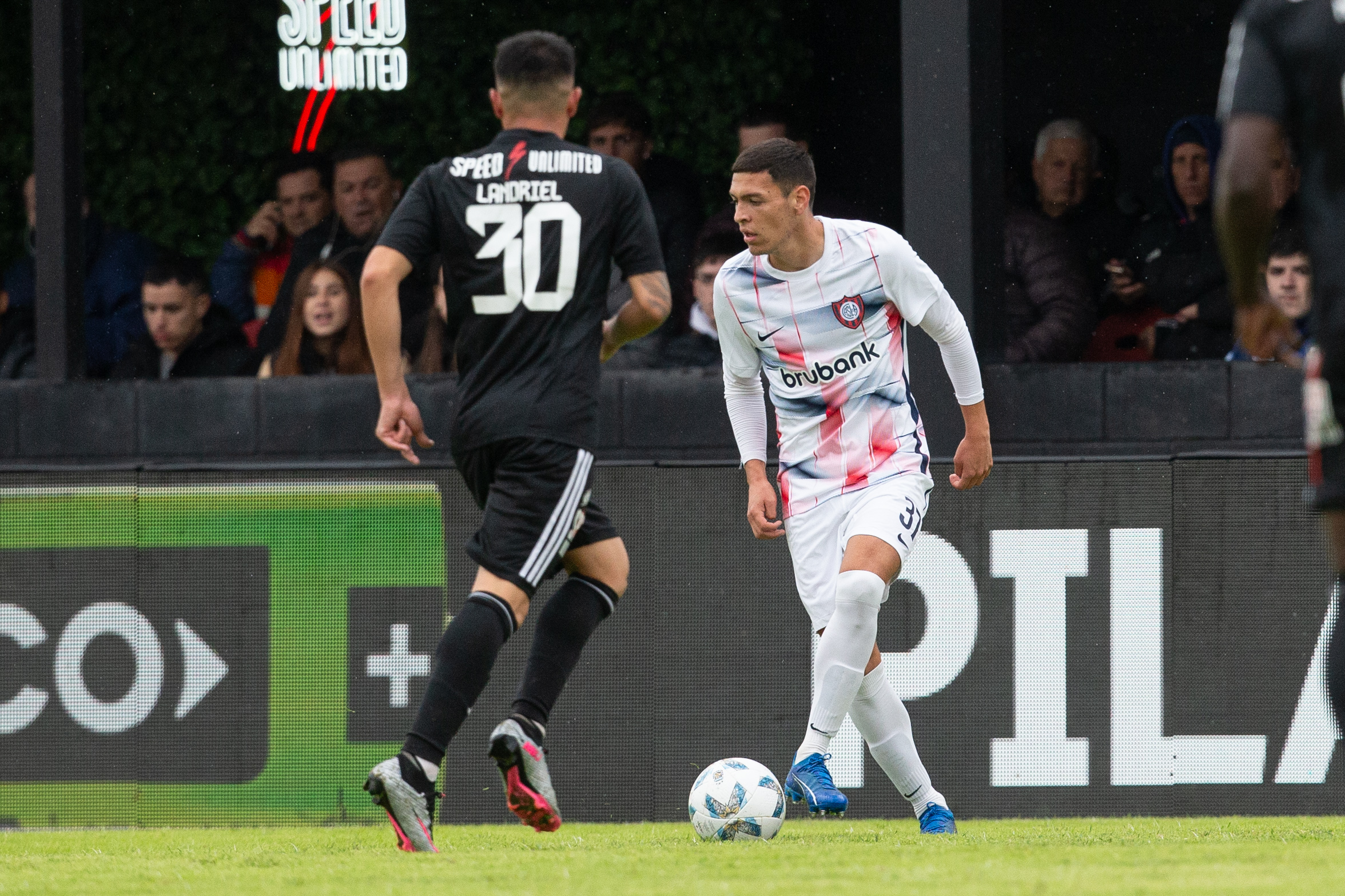 San Lorenzo cayó 1-0 ante Deportivo Riestra en el debut en la Liga ...