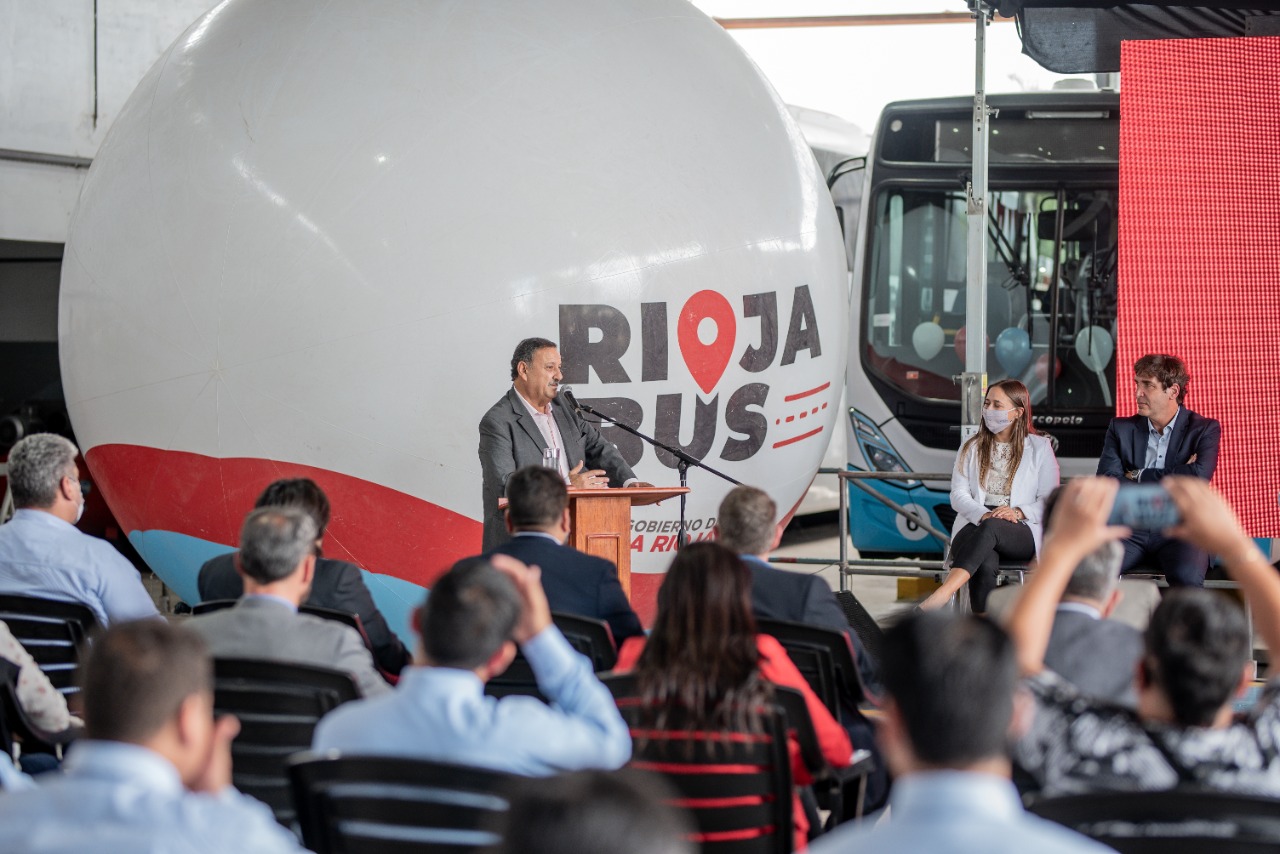 Rioja Bus cumplió su primer aniversario a la vanguardia del servicio ...