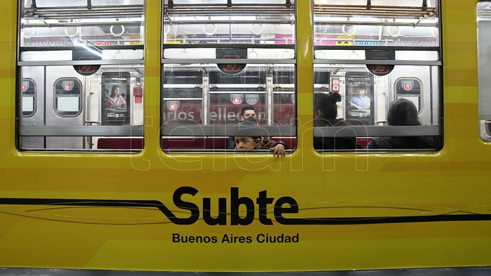 El subte volverá a funcionar desde el lunes con los horarios previos a ...