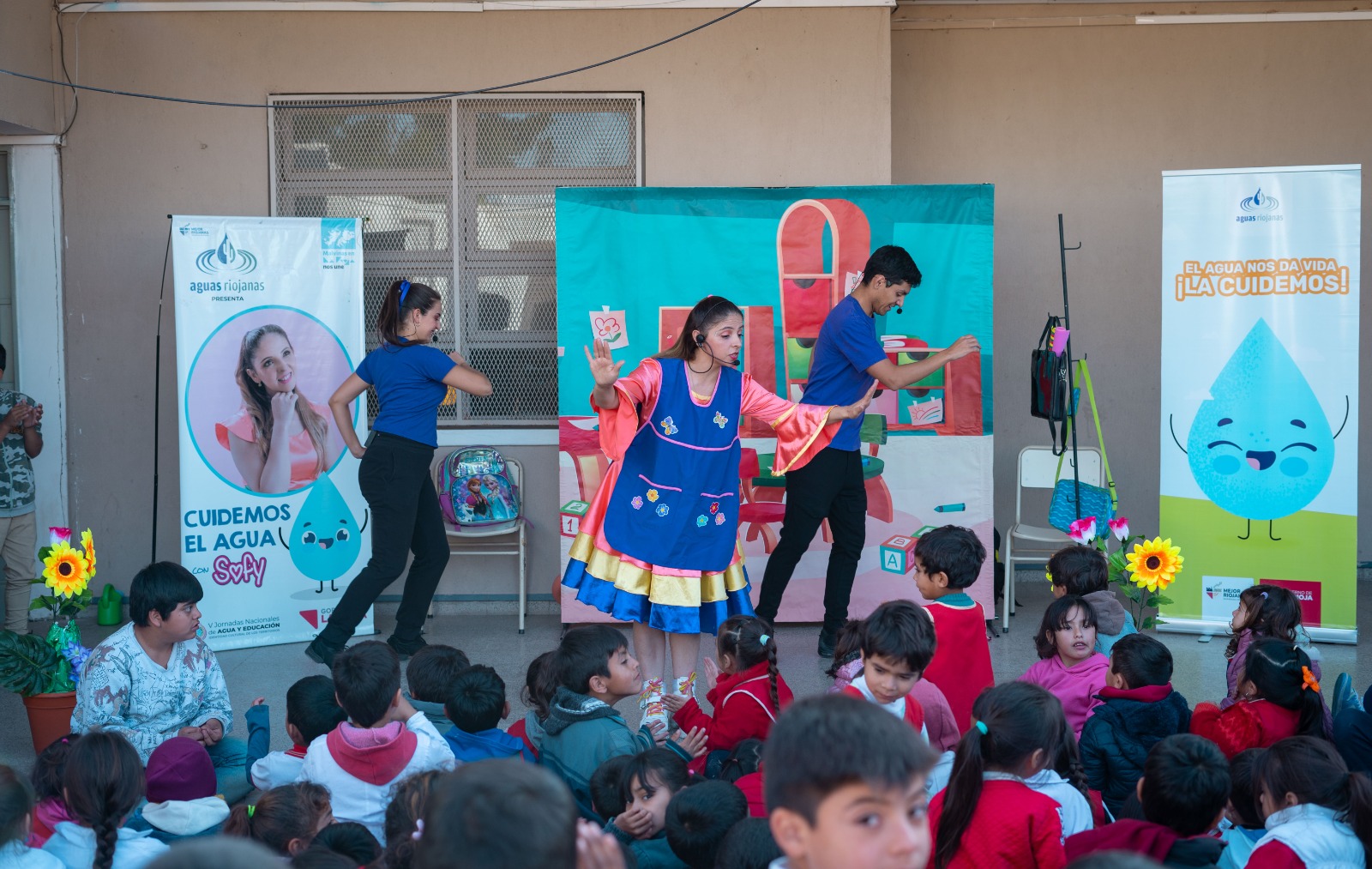 A través de una obra teatral impulsan la concientización en el uso racional del agua